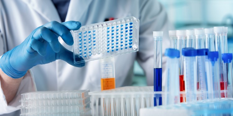 5 Challenges in Managing Your Pharmacovigilance System Master File